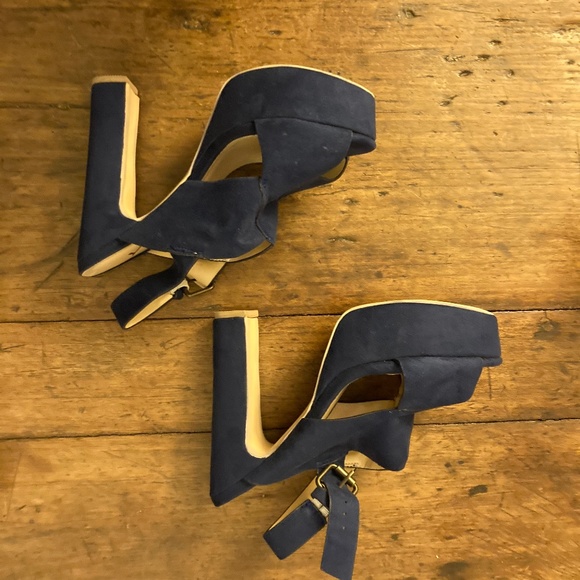 YDN | Shoes | Ydn Gorgeous Navy Suede Platform Sandals | Poshmark